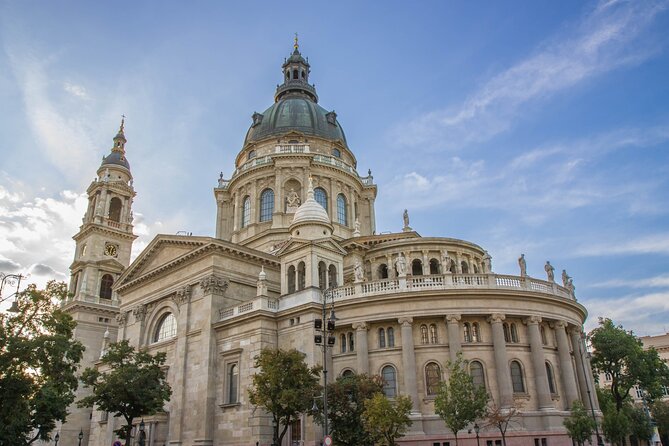 Budapest Old Town and Top Attractions Private Walking Tour - Admiring St. Stephens Basilica