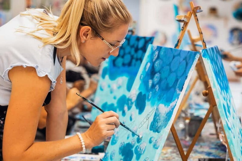 Budapest: Paint and sip experience - A Closer Look at the Budapest Paint and Sip Experience