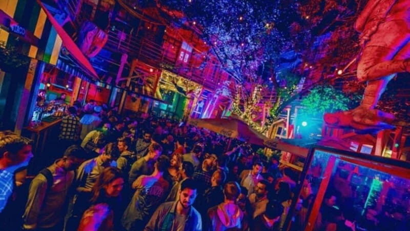 Budapest: Party District Bar-Hop with 2hr Unlimited Drinks - The Sum Up