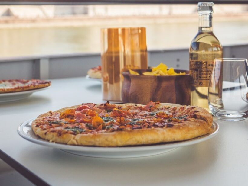 Budapest: Pizza Cruise - Pricing and Value