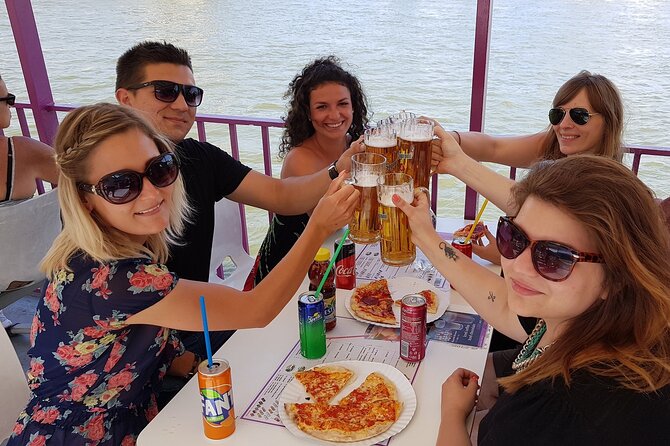 Budapest Pizza Cruise - Getting to the Cruise
