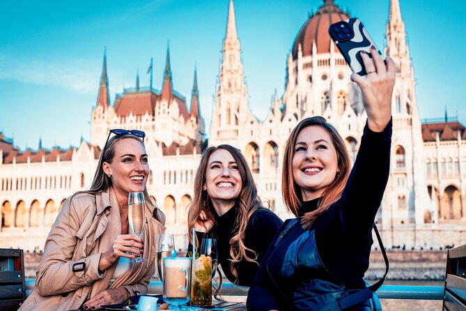 Budapest Premium River Cruises with Welcome Tokaj and Audio Guide - FAQ