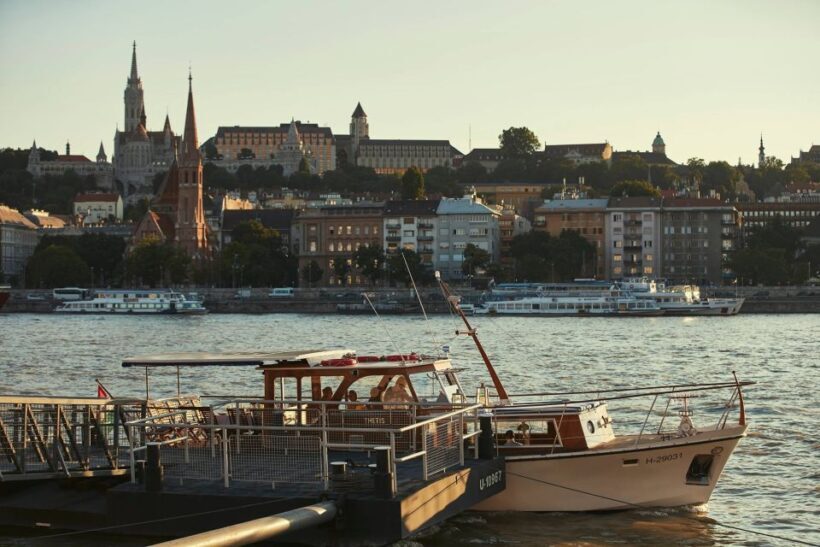 Budapest: Private Danube Yacht Cruise with Welcome Drink - What To Expect During the Cruise