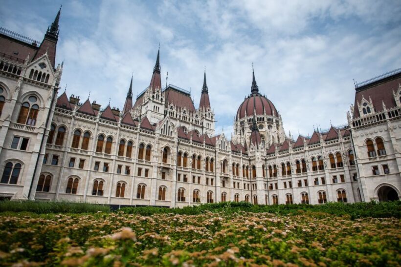 Budapest: Private Luxury Sightseeing Tour - A Luxurious Introduction to Budapest
