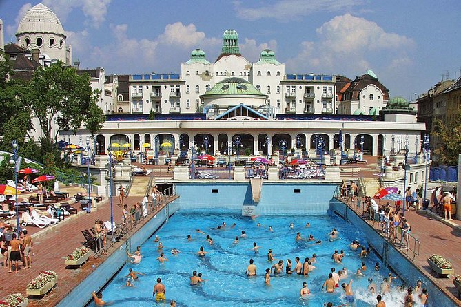 Budapest Roman Style Gellert Thermal Spa Full Day Entrance Ticket - Location and Accessibility
