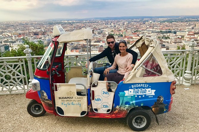 Budapest Romantic Private Tuk Tuk Tour - Navigating Budapest With a Tuk Tuk