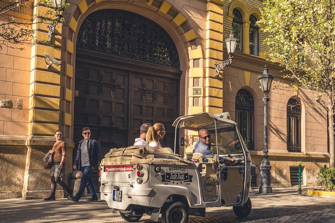 Budapest Romantic Private Tuk Tuk Tour - Pickup, Accessibility, and Additional Details