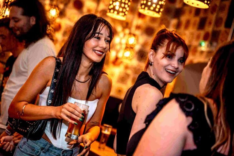 Budapest: Ruin Bar Pub Crawl with Entry Tickets - Key Points