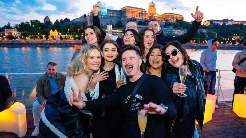 Budapest: Sip and Sail River Cruise with Unlimited Prosecco - The Value & Practicalities