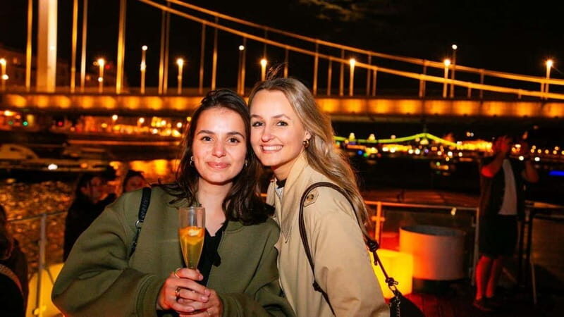 Budapest: Sip and Sail River Cruise with Unlimited Prosecco - The Bottom Line