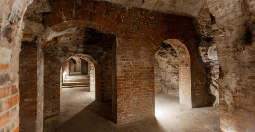 Budapest: The WWII Siege of Buda Castle & Bomb Shelter Tour - An In-Depth Look at the Experience