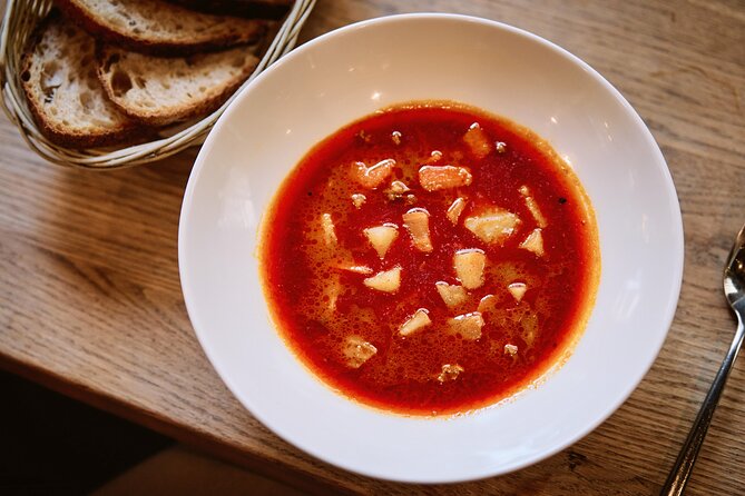 Budapest Tipsy Food Tour With Drinks and Food Included - Reviews and Ratings