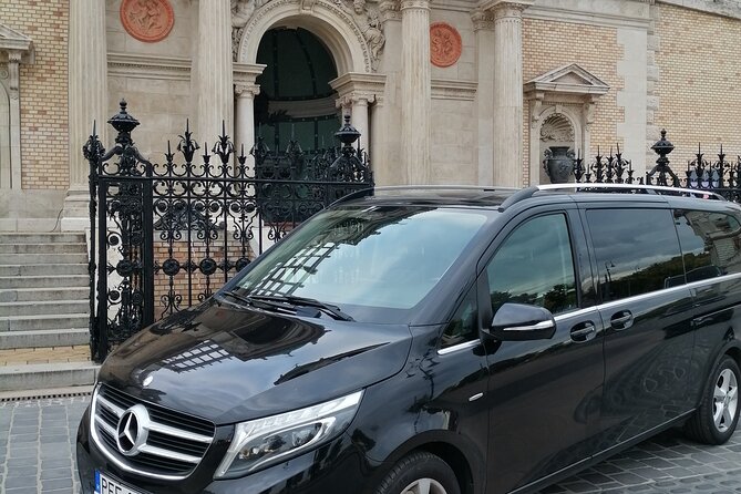 Budapest-Vienna private transfer with a luxury van - FAQs
