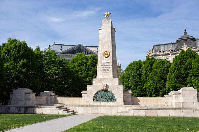 Budapest Wine tasting & Downtown Walk - Authenticity and Customization