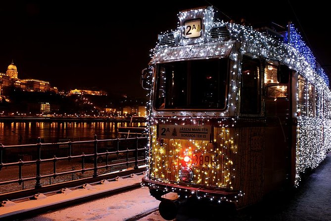 Budapest Wonderland - a Christmas Market Tour With Chimney Cake & Mulled Wine - Savoring Mulled Wine and Chimney Cake