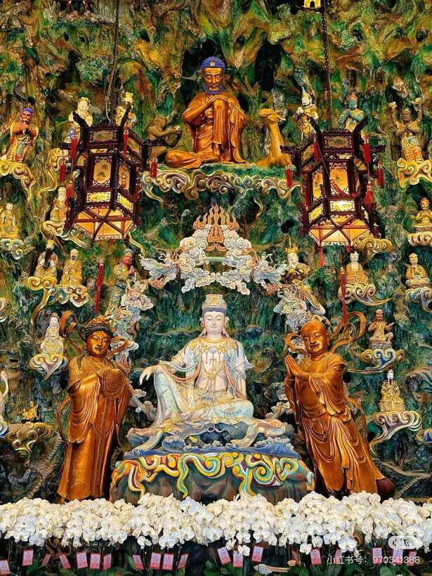 Buddhist tour of Longhua Temple and taste vegetarian noodles - Tasting Vegetarian Noodles: A Culinary Highlight