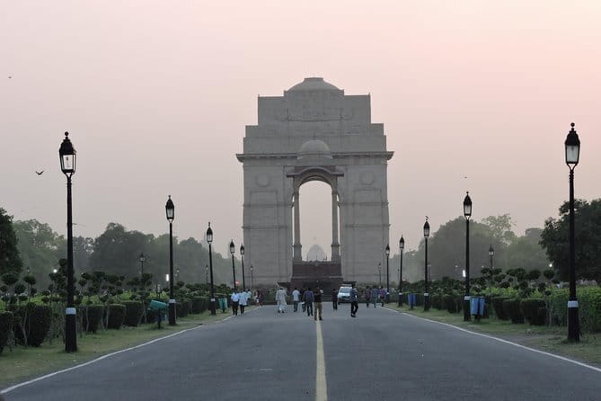 Budget Delhi One Day Tour - FAQs