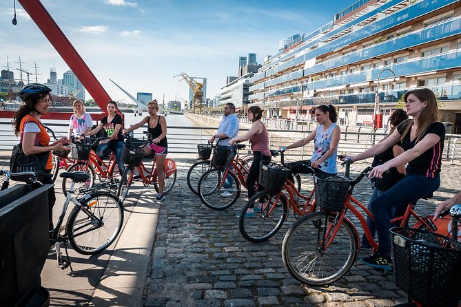 Buenos Aires Bike Tour: North Districts, Recoleta and Palermo - Safety and Bike Fitting