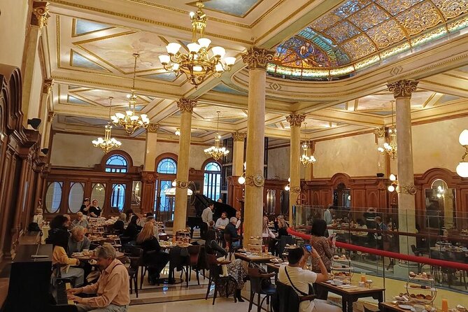 Buenos Aires Food Walk - A Local Foodie Adventure - Starters: Argentinian Empanada