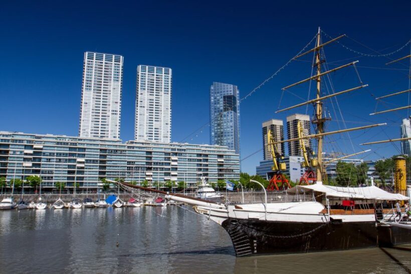 Buenos Aires: Half-Day Sightseeing Tour with 2 Stops - The Value of the Tour