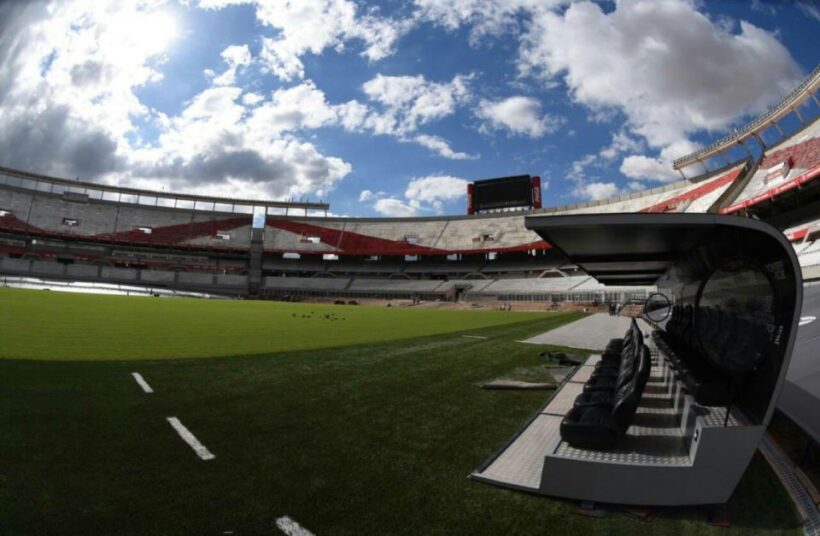 Buenos Aires: Hop-On Hop-Off Bus and Football Museums - Authentic Experiences and Review Insights