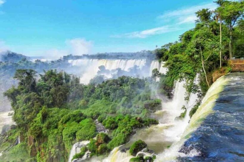 Buenos Aires: Iguazu Falls Private Tour with Flights - Key Points