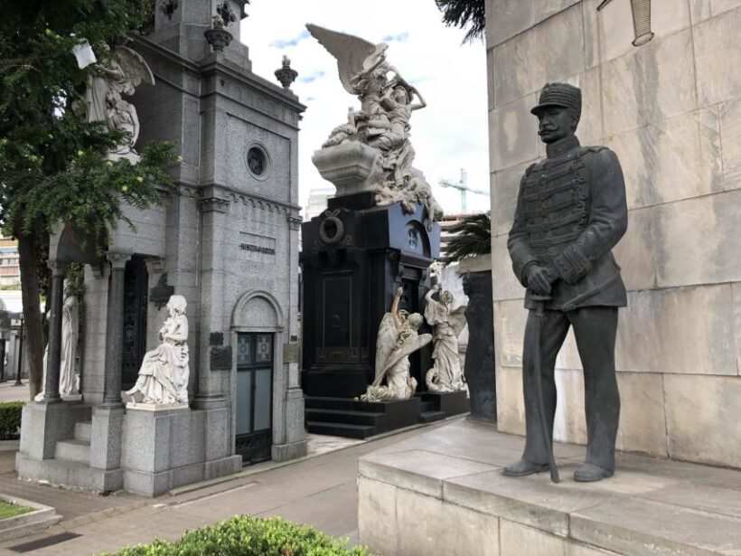 Buenos Aires: La Recoleta Cemetery Guided Tour in English - FAQ