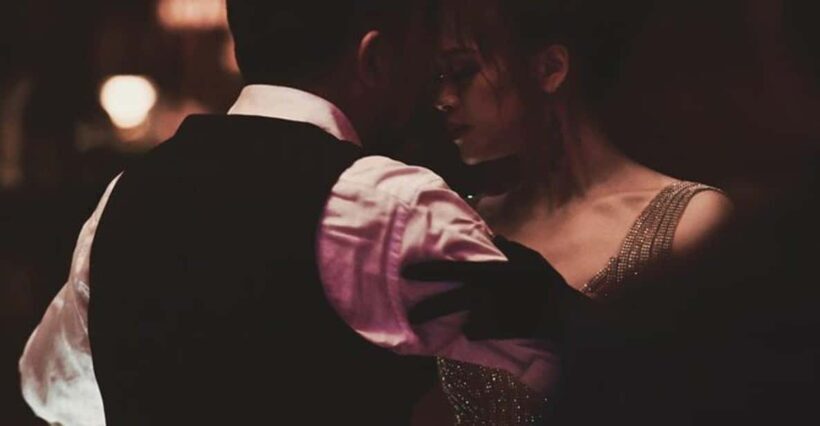 Buenos Aires: Milonga Tour with Tango Lesson - Key Points