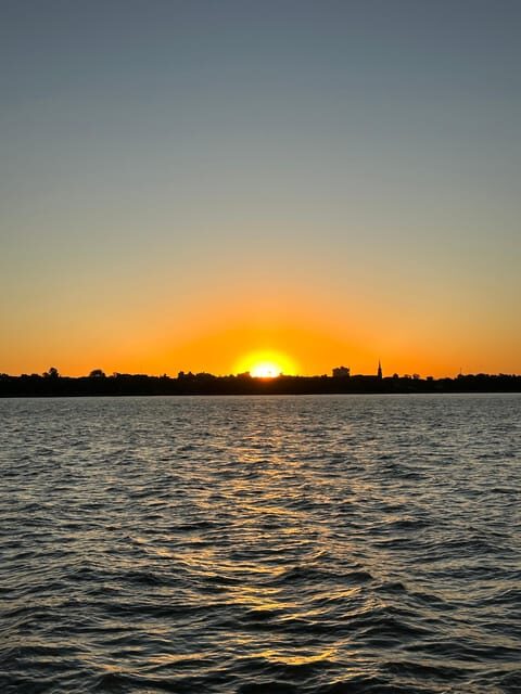 Buenos Aires Sailing Tour at Sunset - Key Points