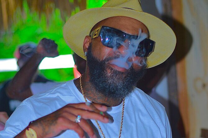 Buggy, horse and plantation ranch - The Sum Up