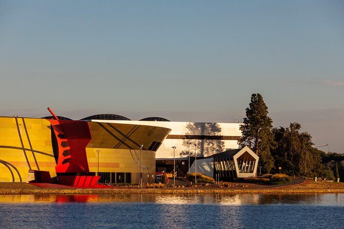 Building + Architecture Tour | 10am Daily - Key Points