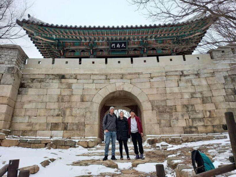 Bukhansan mountain hiking tour - 6 hours - The Sum Up