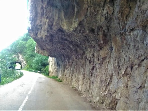 Bulgaria and Serbia in One Day From Sofia - Scenic Journey Through the Countryside