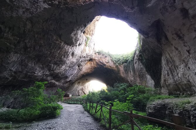 Bulgaria - Caves, Waterfalls and Hiking in the National Park - Visiting Orlova Chuka Cave