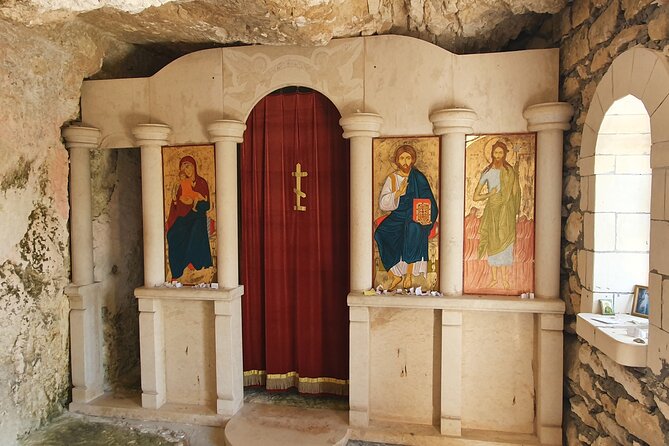 Bulgaria Day Trip - Private Tour from Bucharest - Veliko Tarnavo & Arbanasi - The Sum Up