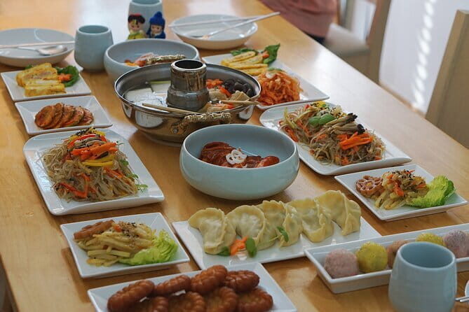 Bulgogi Kimbap & Korean Fried Chicken with Chef Hakyung In Hanok - FAQs