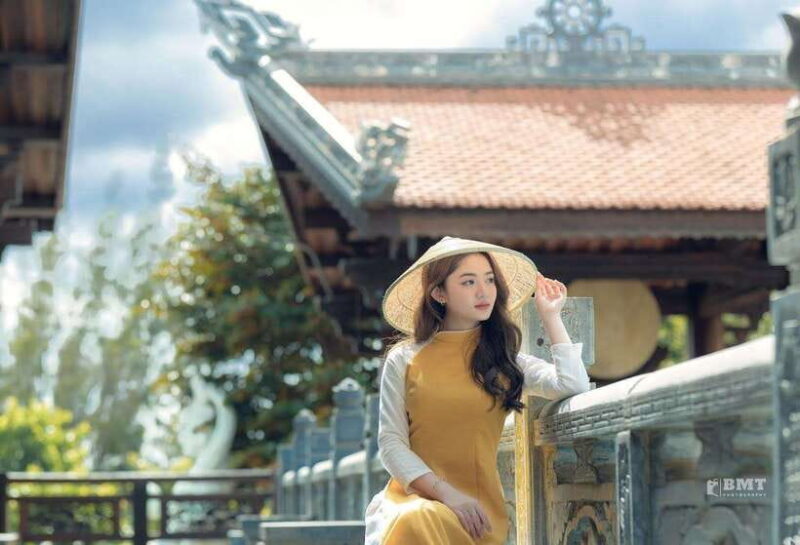 Buon Ma Thuot: Ao Dai Photoshoot at Pagoda or Walking Street - FAQs