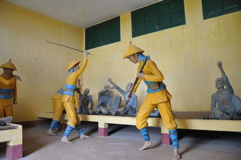 Buon Ma Thuot: City Walking Tour with Local Cuisine - Key Points