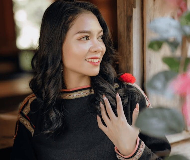 Buon Ma Thuot: Local Ethnic Attire Photo Shoot with Drink - In-Depth Review: Why It Works