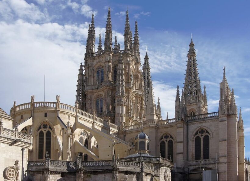 Burgos - Old Town Private Historic Walking Tour - An In-Depth Look at the Tour