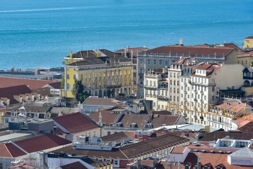 Burguês: Lisbon City Center Private Tuk Tuk Tour - The Unique Advantage of a Tuk Tuk