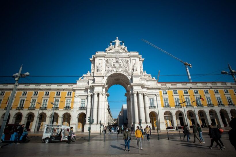 Burguês: Lisbon City Center Private Tuk Tuk Tour - FAQ