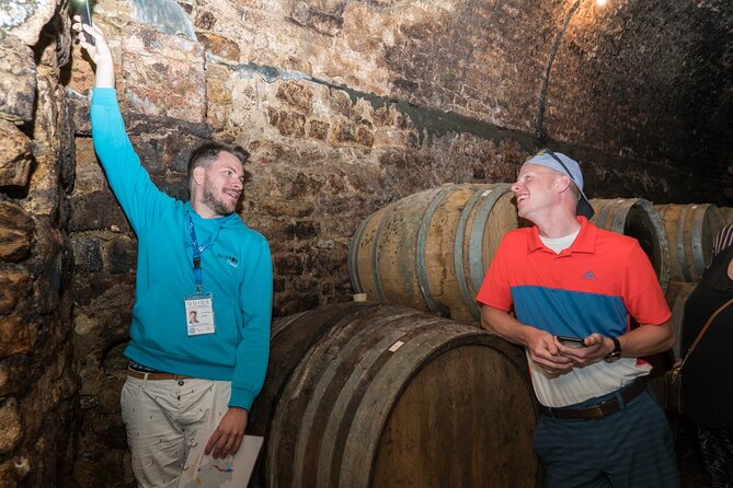 Burgundy Wine Tasting Small-Group Tour in Chablis From Paris - Wine Tasting Experience