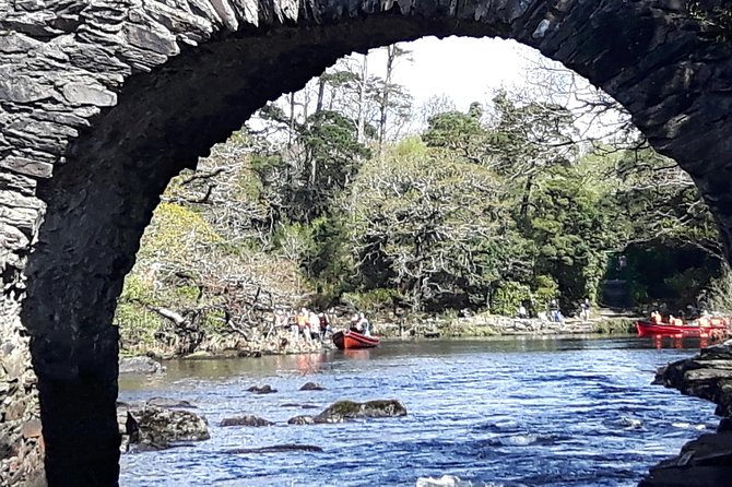 Bus & Boat Tour - Highlights of the Tour