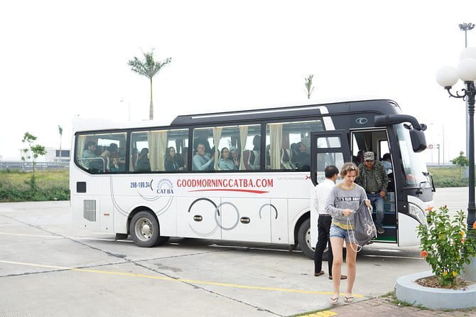 Bus Cat Ba island to Ha Noi - Introduction