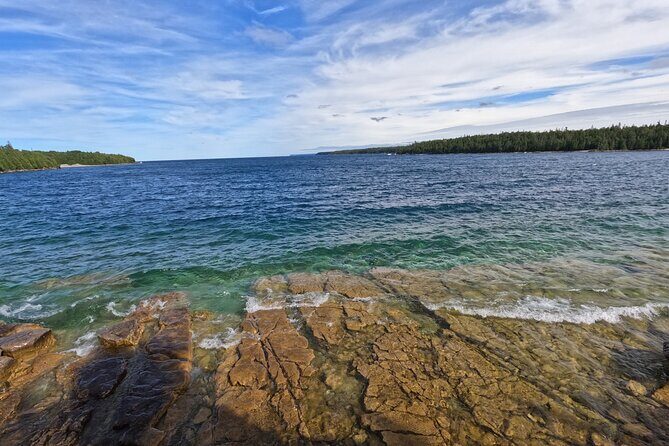 Bus to Grotto - Tobermory Flowerpot Island Cruise Bruce Peninsula - An In-Depth Look at the Tour