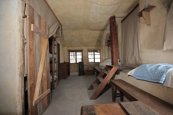 Bus Tour to Terezín From Prague Review - What to Expect and Tips for Visitors