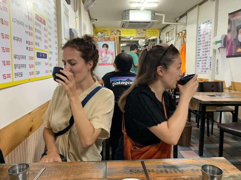 Busan: Food Market Tour. Smash Seafoods and Street foods - Key Points