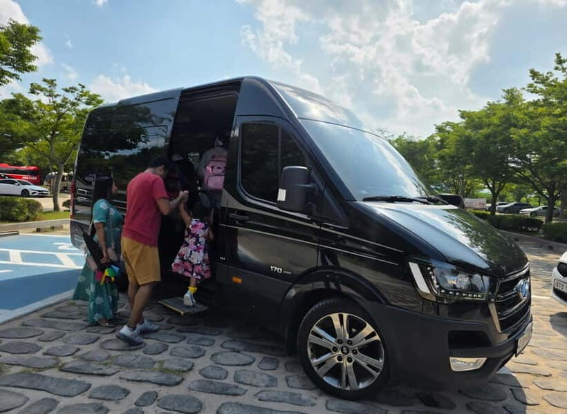 Busan: Gyeongju Shared Sunset Tour in Luxury Van - Why This Tour Stands Out