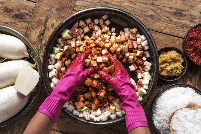 Busan Kkakdugi(Korean radish Kimchi) class with various options - FAQ